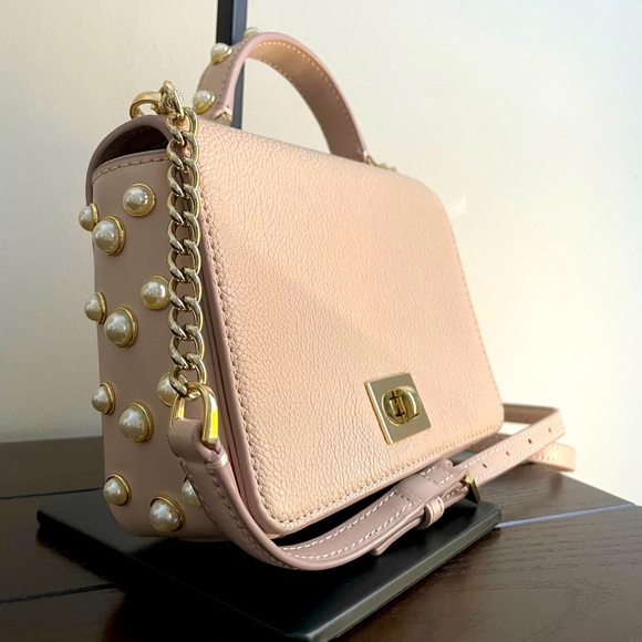 kate spade | Bags | Euc Kate Spade Serrano Place Pearl Mini Crossbody ...